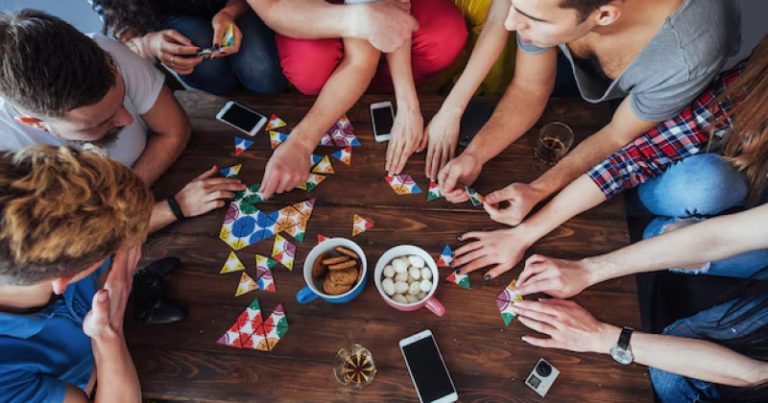 30 Fun Games for Large Groups That Everyone Can Play - We Test
