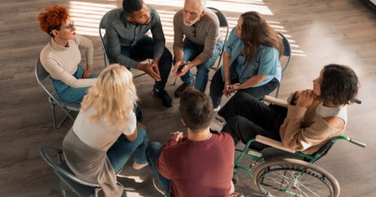 30 Fun Games for Large Groups That Everyone Can Play - We Test