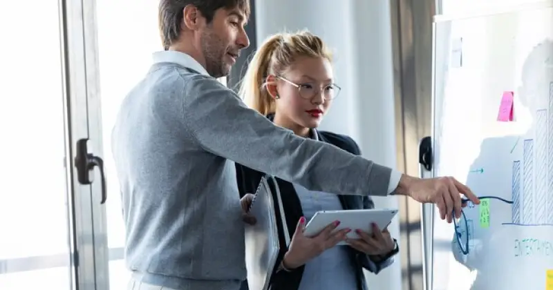 Train-The-Trainer Model: Definition, Benefits, and Getting Started - We ...