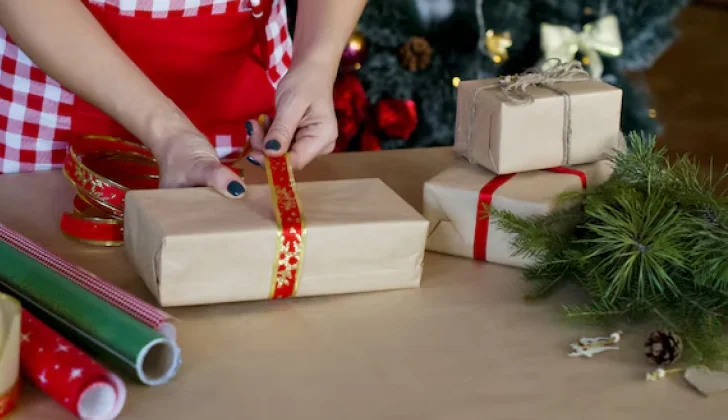 20 Fun Christmas Games to Bring Holiday Cheer to Your Office - We Test