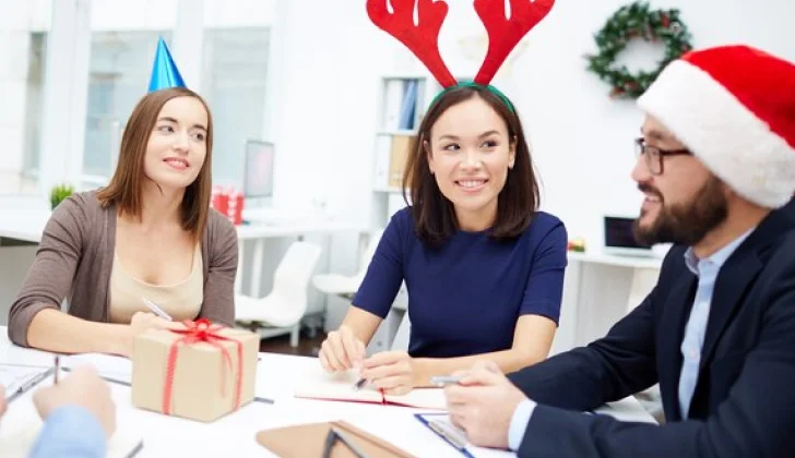 50 Inspirational Christmas Messages for Employees - We Test