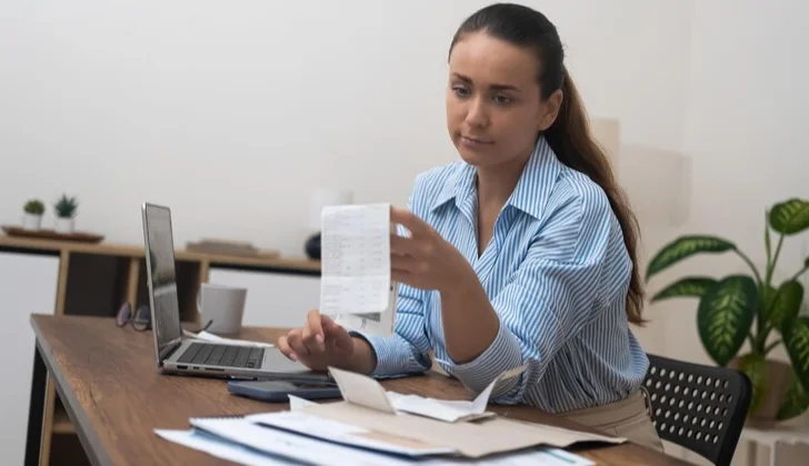 Fixed Salary Means: What It Is and How It Works - We Test