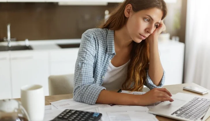 Fixed Salary Means: What It Is and How It Works - We Test
